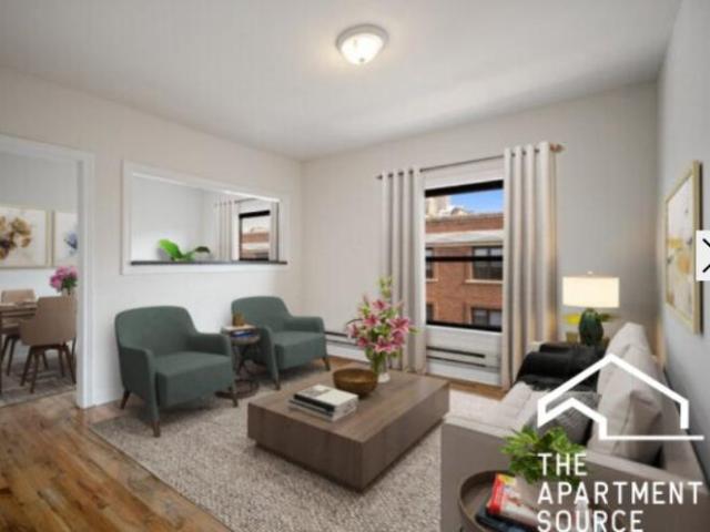 1 Br, 1 bath, Condo 829 West Waveland Ave