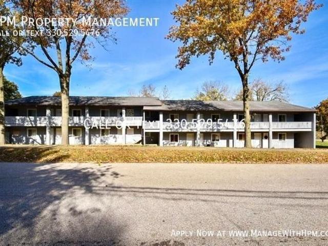 1 Br, 1 bath, Condo 82 1st St Se