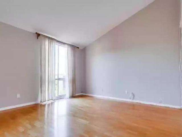1 Br, 1 bath, Condo 837 Cowper St