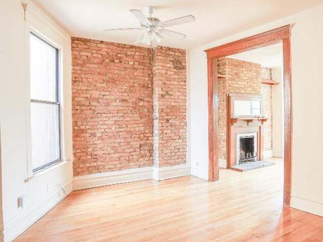 1 Br, 1 bath, Condo 840 Cornelia