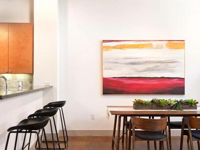 1 Br, 1 bath, Condo 840 E Green St