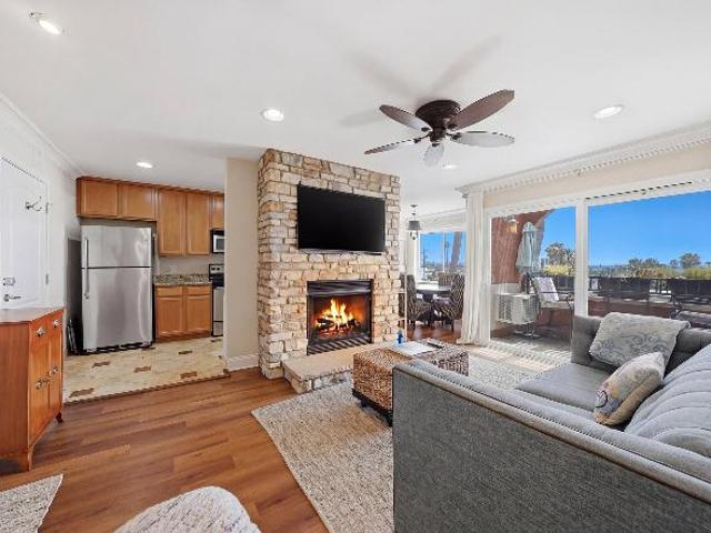 1 Br, 1 bath, Condo 840 Turquoise St