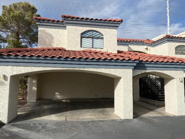 1 Br, 1 bath, Condo 8455 W Sahara