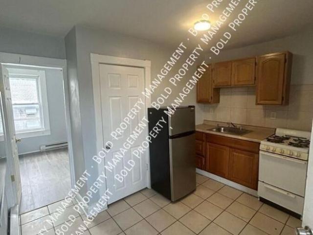 1 Br, 1 bath, Condo 846 Bingaman St