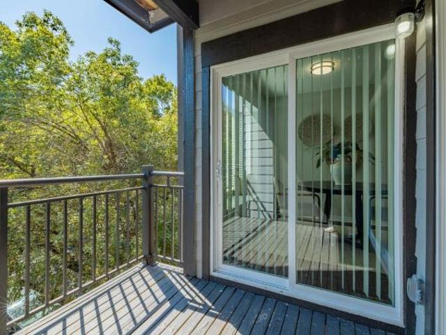1 Br, 1 bath, Condo 8527 N Capital Of Texas Hwy