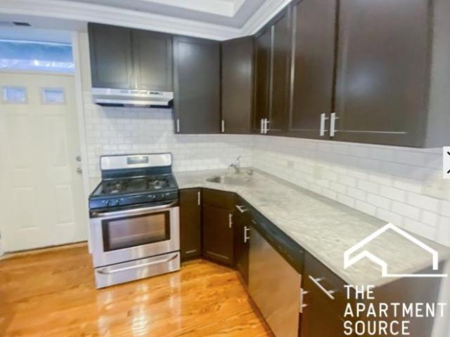 1 Br, 1 bath, Condo 855 West Cornelia Ave