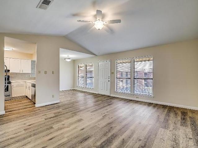 1 Br, 1 bath, Condo 8615 Rockwood Ln