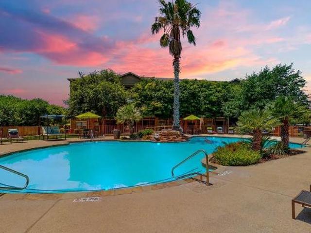 1 Br, 1 bath, Condo 8711 Bowens Crossing