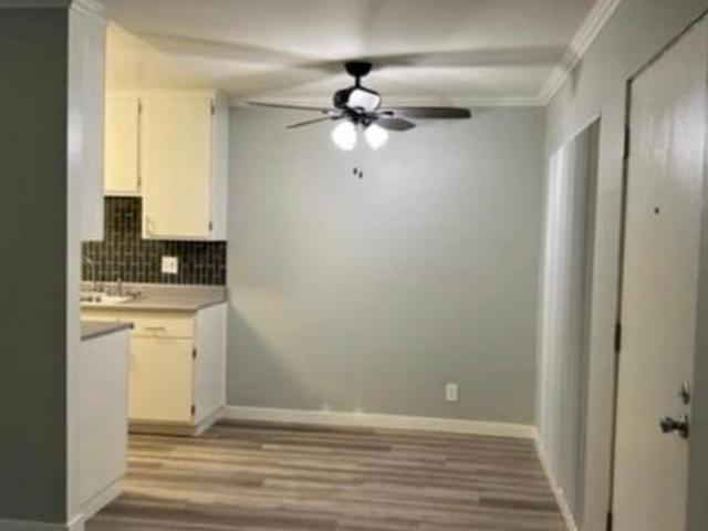 1 Br, 1 bath, Condo 8834 Topanga Canyon Blvd