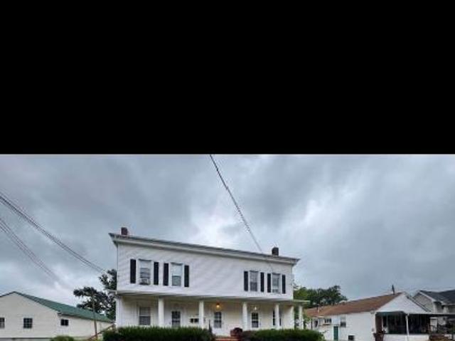 1 Br, 1 bath, Condo 8965 N Main St