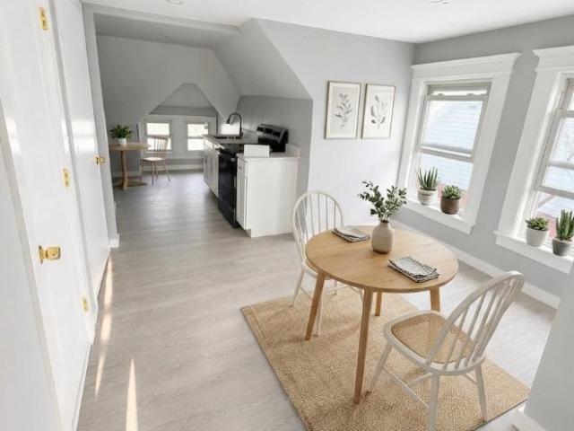 1 Br, 1 bath, Condo 899 S 19th St