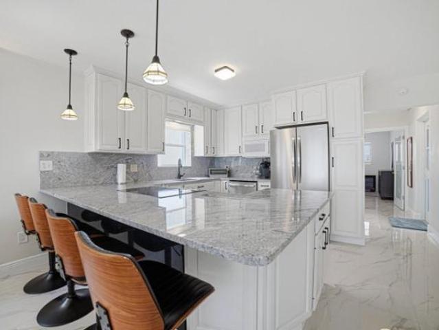 1 Br, 1 bath, Condo 8 Briny Avenue