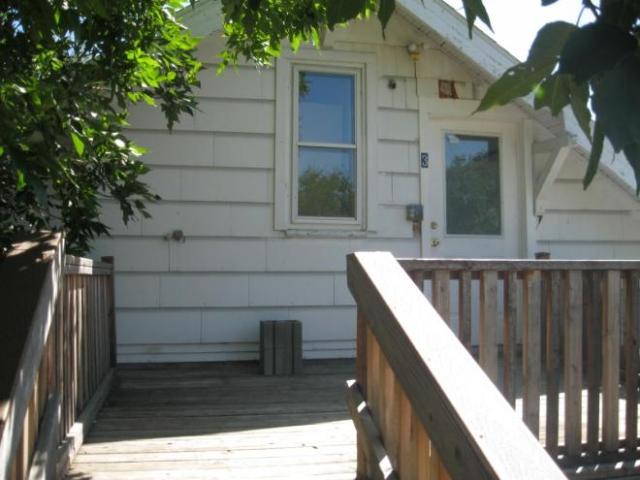 1 Br, 1 bath, Condo 8 7th Avenue South