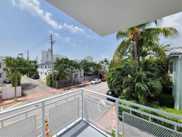 1 Br, 1 bath, Condo 901 10th St