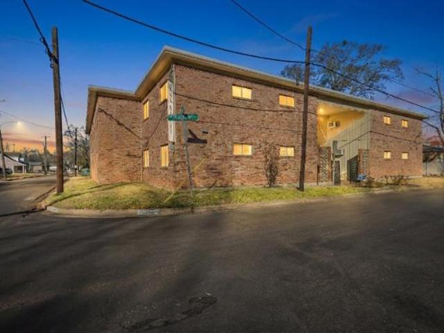 1 Br, 1 bath, Condo 901 Raquet St