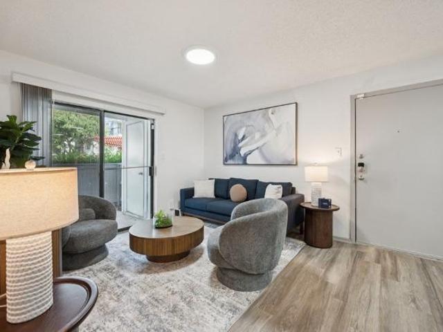 1 Br, 1 bath, Condo 9024 Northgate Blvd