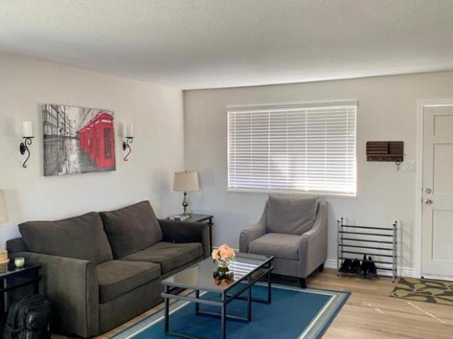 1 Br, 1 bath, Condo 9020 Osceola St