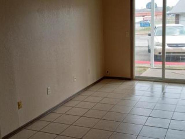 1 Br, 1 bath, Condo 902 Cynthia Street