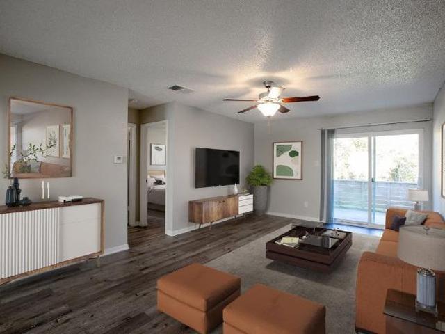 1 Br, 1 bath, Condo 9036 N Lamar Blvd