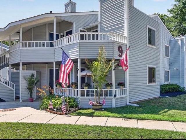 1 Br, 1 bath, Condo 903 Berwyck Ct