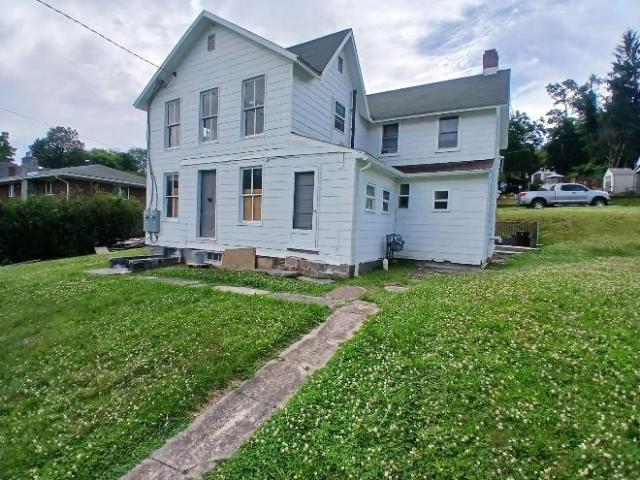 1 Br, 1 bath, Condo 903 Harding Ave