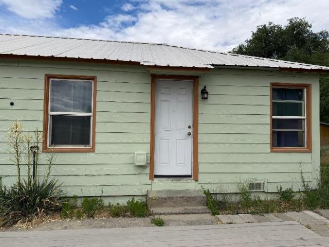 1 Br, 1 bath, Condo 907 2nd Ave S