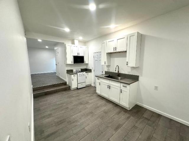 1 Br, 1 bath, Condo 908 N Orange St