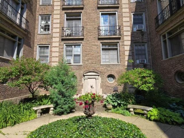 1 Br, 1 bath, Condo 911 Elmwood Ave