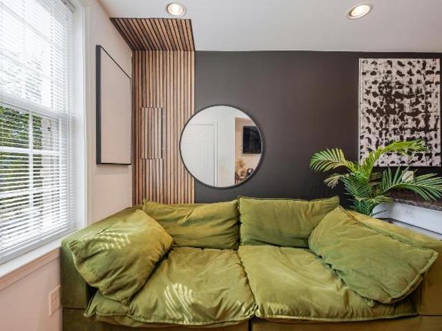 1 Br, 1 bath, Condo 912 19th St NE