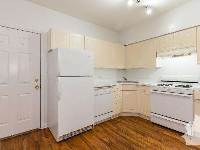 1 Br, 1 bath, Condo 917 West Dakin