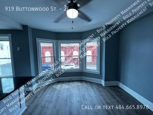 1 Br, 1 bath, Condo 919 Buttonwood St