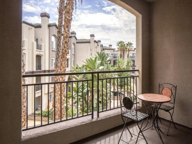 1 Br, 1 bath, Condo 9263 Regents Rd