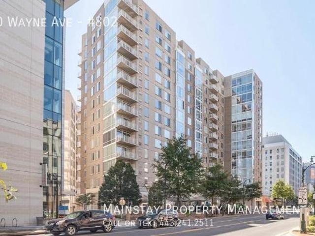 1 Br, 1 bath, Condo 930 Wayne Ave