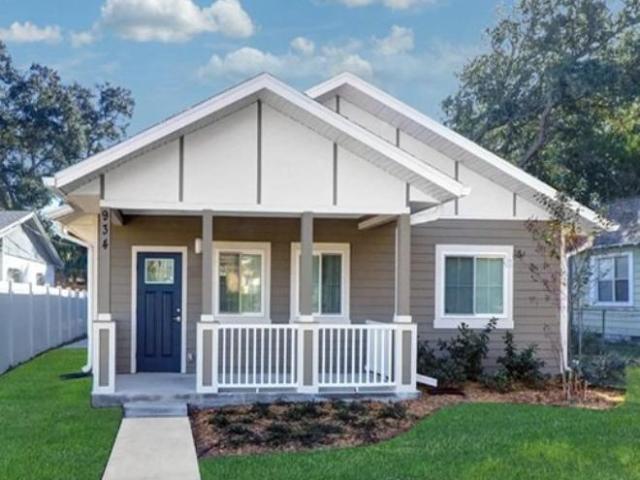 1 Br, 1 bath, Condo 936 23rd Ave S