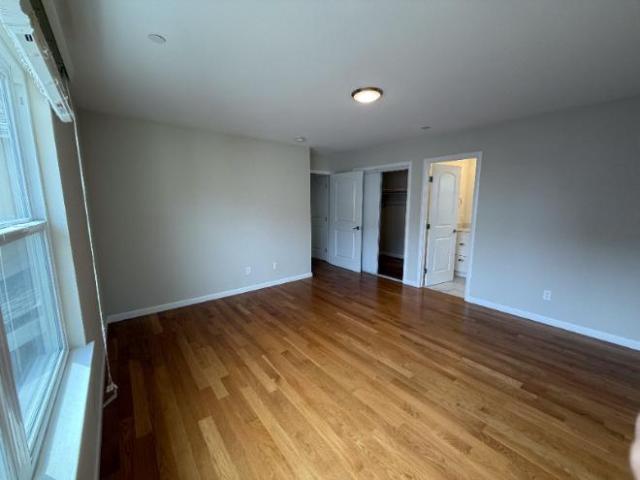 1 Br, 1 bath, Condo 938 Kearney St