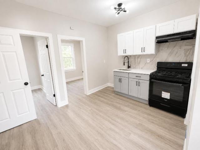 1 Br, 1 bath, Condo 97 Cedar St
