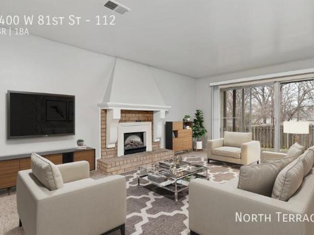 1 Br, 1 bath, Condo 9400 W 81st St