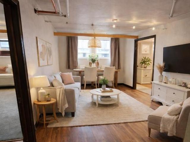 1 Br, 1 bath, Condo 963 N Logan St