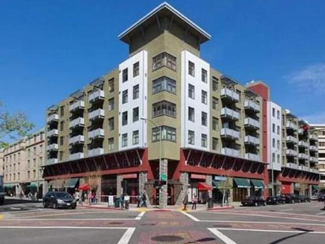 1 Br, 1 bath, Condo 989 Franklin St