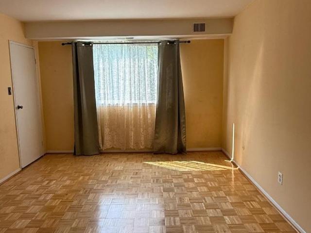 1 Br, 1 bath, Condo 9921 Bustleton Ave