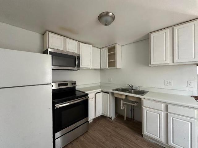 1 Br, 1 bath, Condo 1004 West Main St
