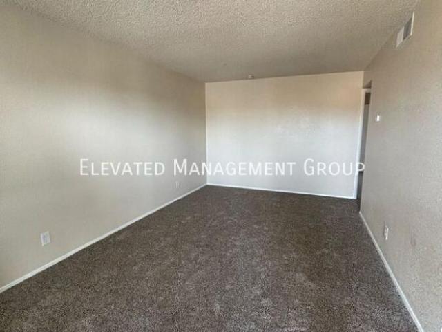 1 Br, 1 bath, Condo 1008 Alvarado Dr SE