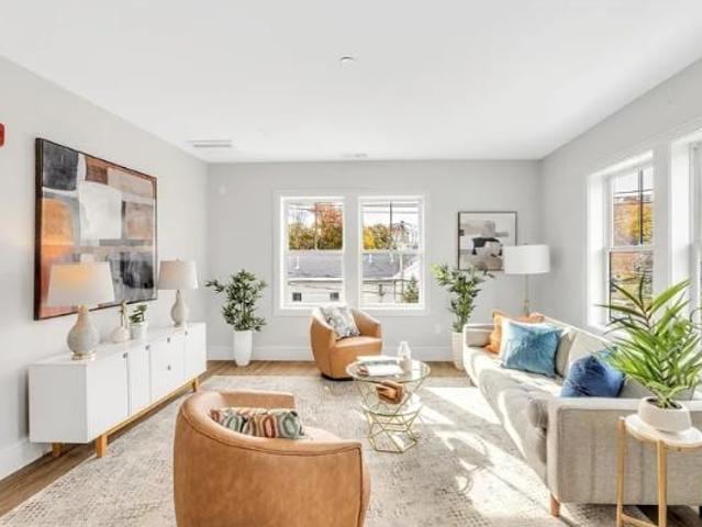 1 Br, 1 bath, Condo 1000 Washington St