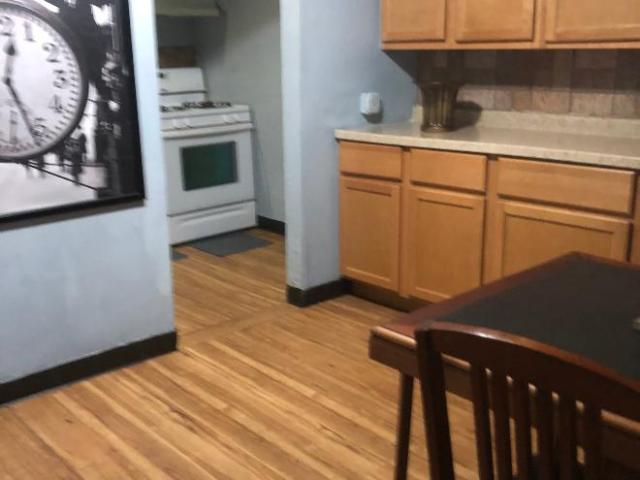 1 Br, 1 bath, Condo 100 Vana Dr
