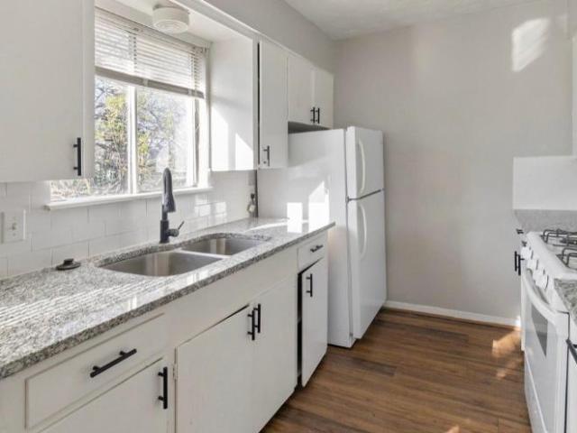 1 Br, 1 bath, Condo 1014 E 23rd St