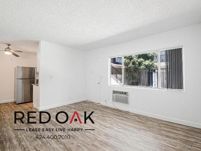 1 Br, 1 bath, Condo 1011 E Palmer Ave