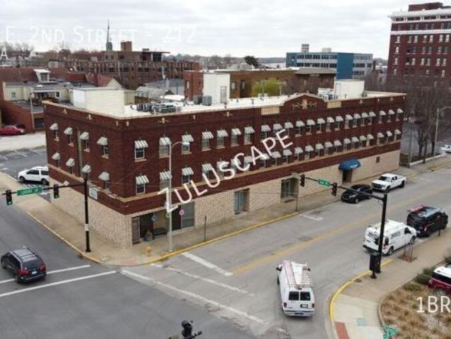 1 Br, 1 bath, Condo 101 S E 2nd Street