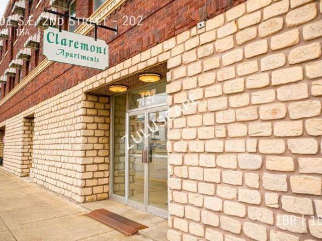 1 Br, 1 bath, Condo 101 S E 2nd Street