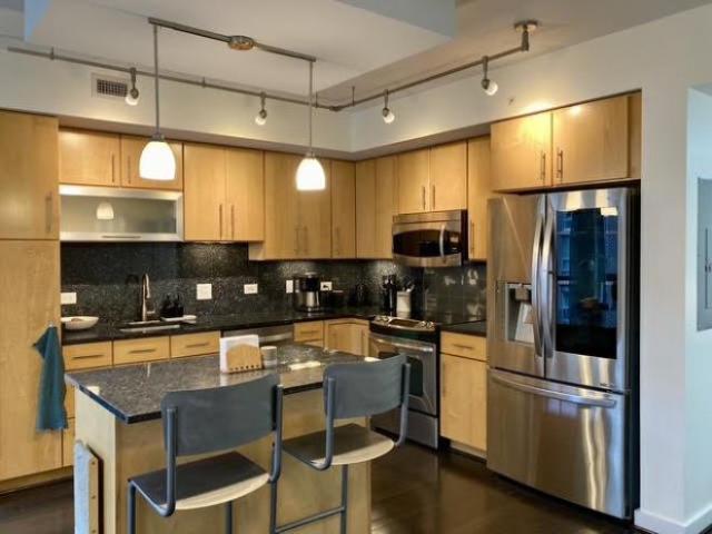 1 Br, 1 bath, Condo 1025 1st Street SE
