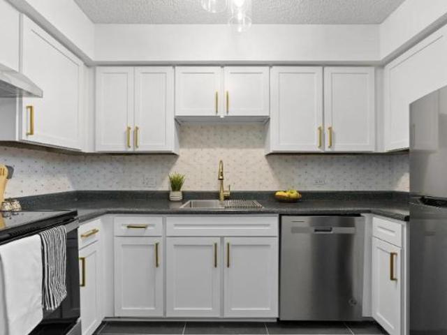 1 Br, 1 bath, Condo 1020 15th St